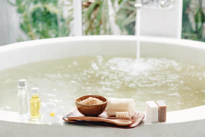 History of the Bathtub and who invented the bathtub