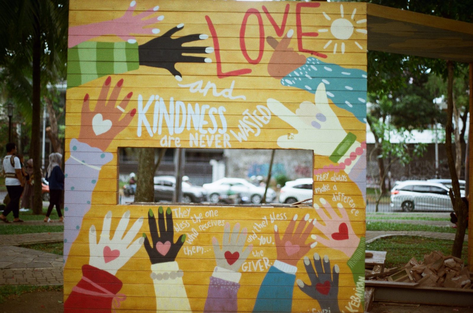 50 Best Kindness Quotes for Kids & Ways to Use Them