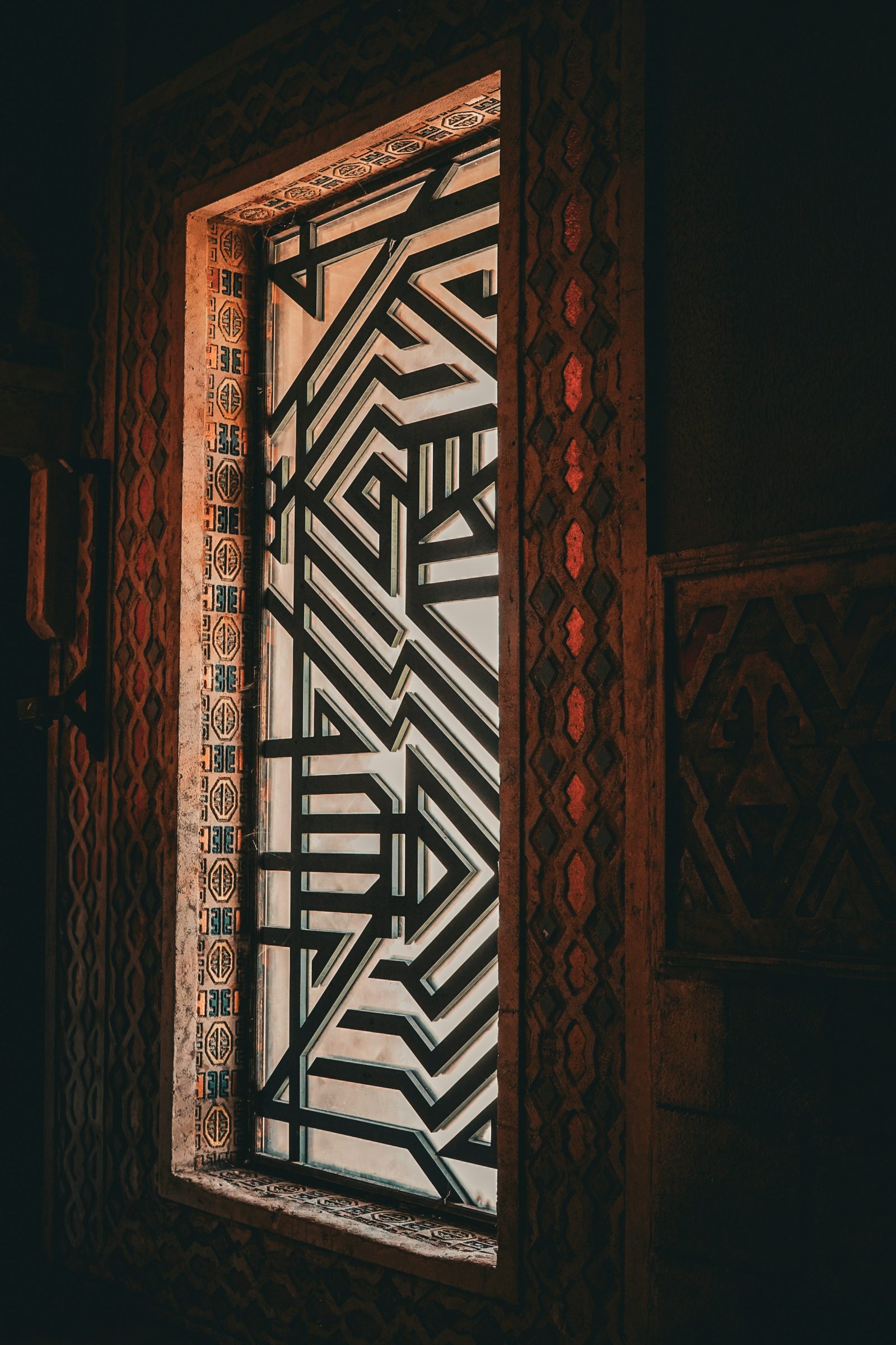 What is the Afrohemian decor trend?